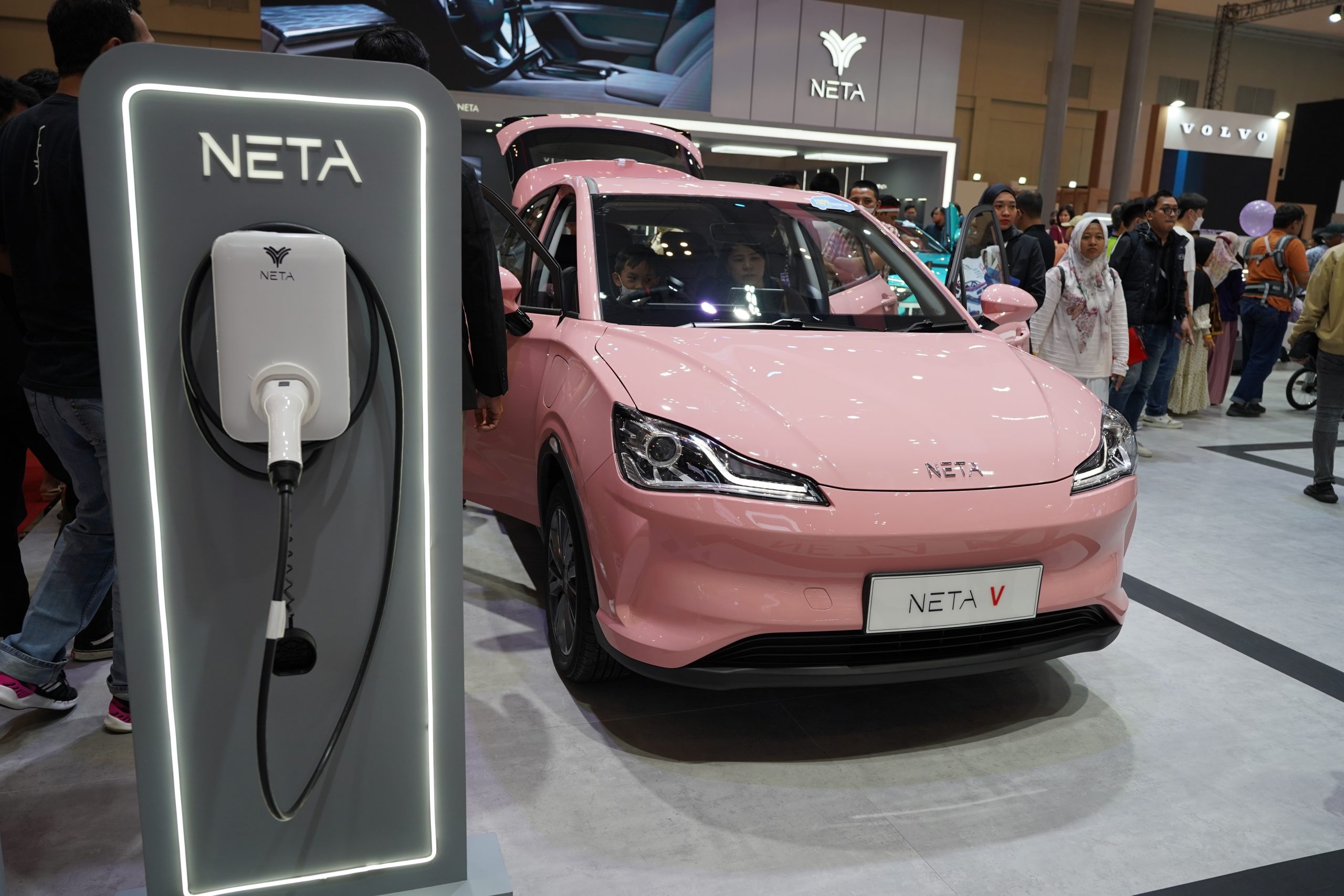 Neta Car sheds directors as it presses right into international markets ...