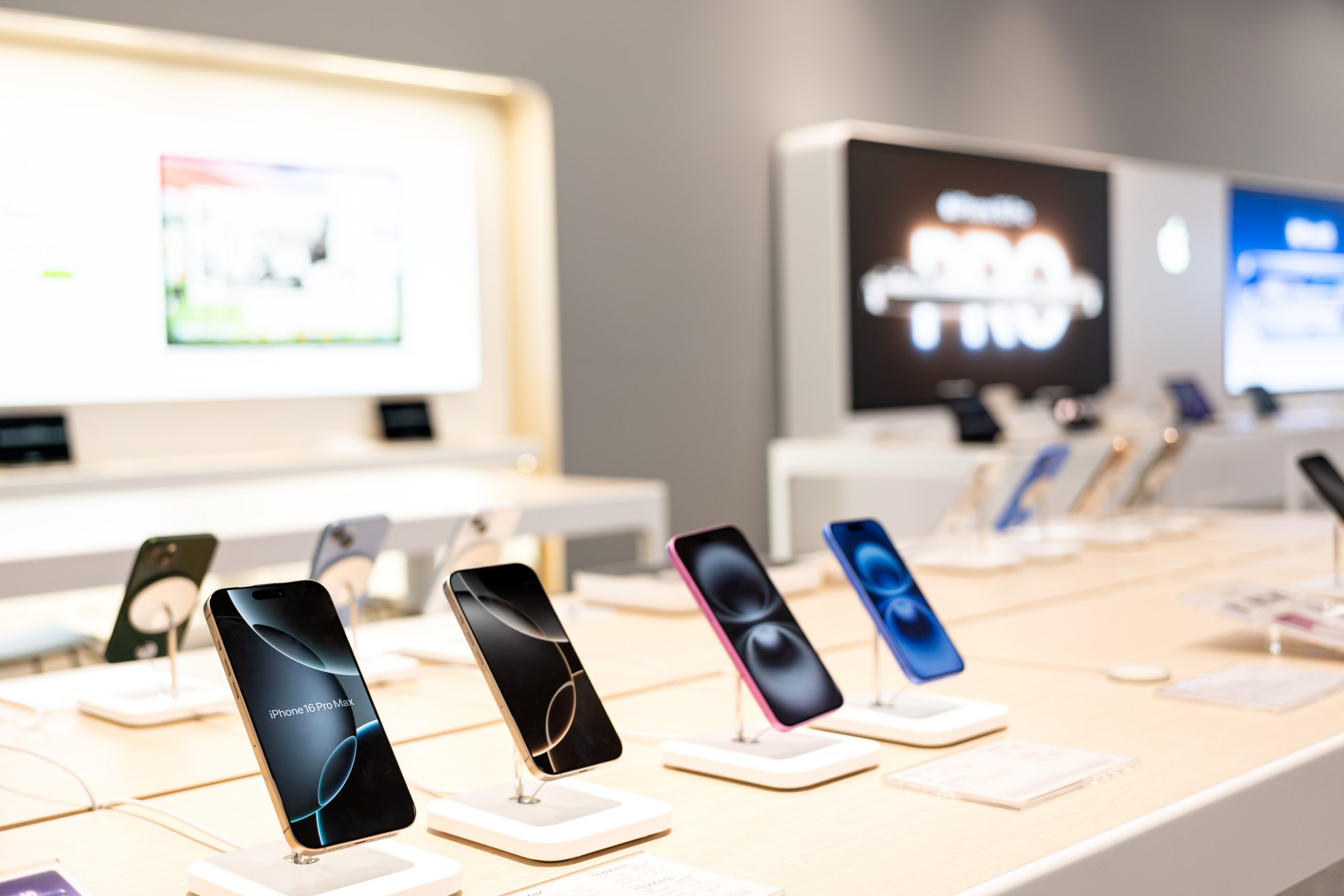 Apple’s apple iphone 16e encounters encounters subsidy-fueled ...